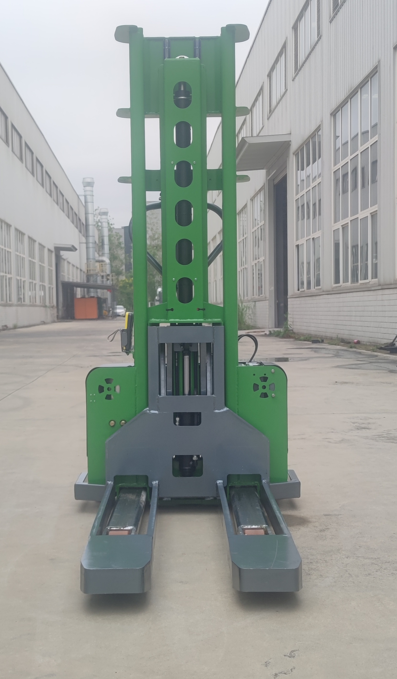 ELES-15D SEMI-ELECTRIC SELF LIFTING with capacity 1.5 tons - Buy SEMI-ELECTRIC SELF LIFTING, 1.5 ...